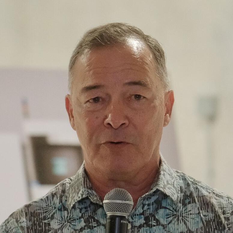 Former officials join residents in pressing Guam leaders for action on ...
