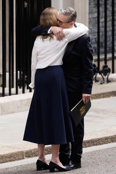 Burnham poised for power in UK after Starmer steps aside | World ...