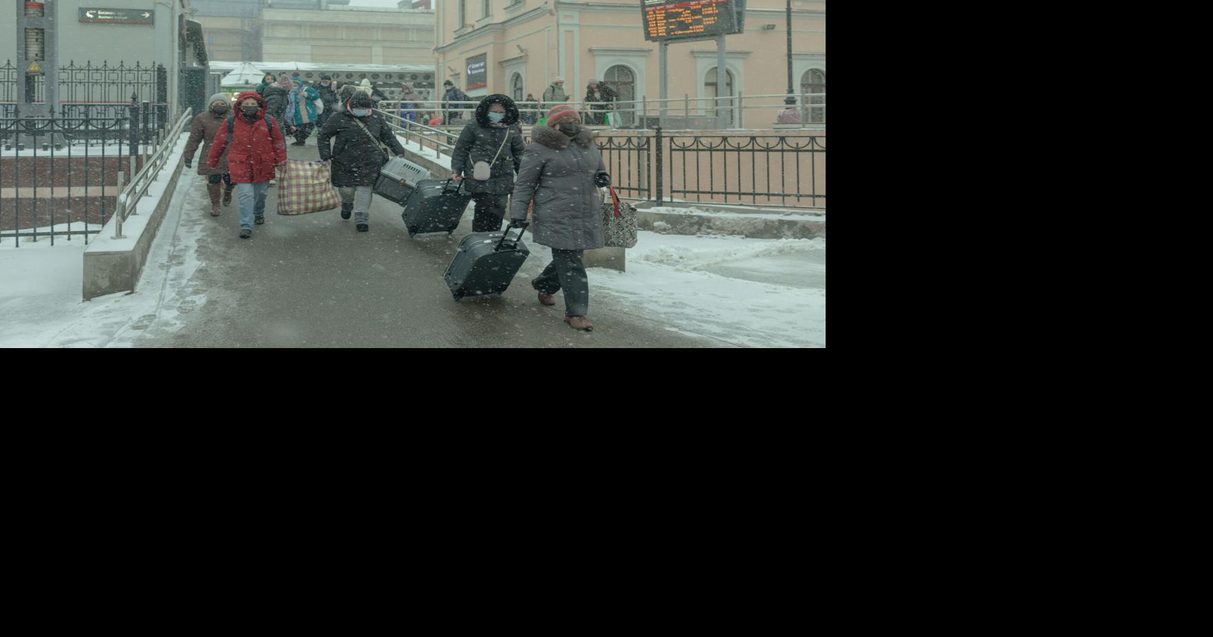 Discreetly, and at peril, Russian volunteers help Ukraine refugees ...