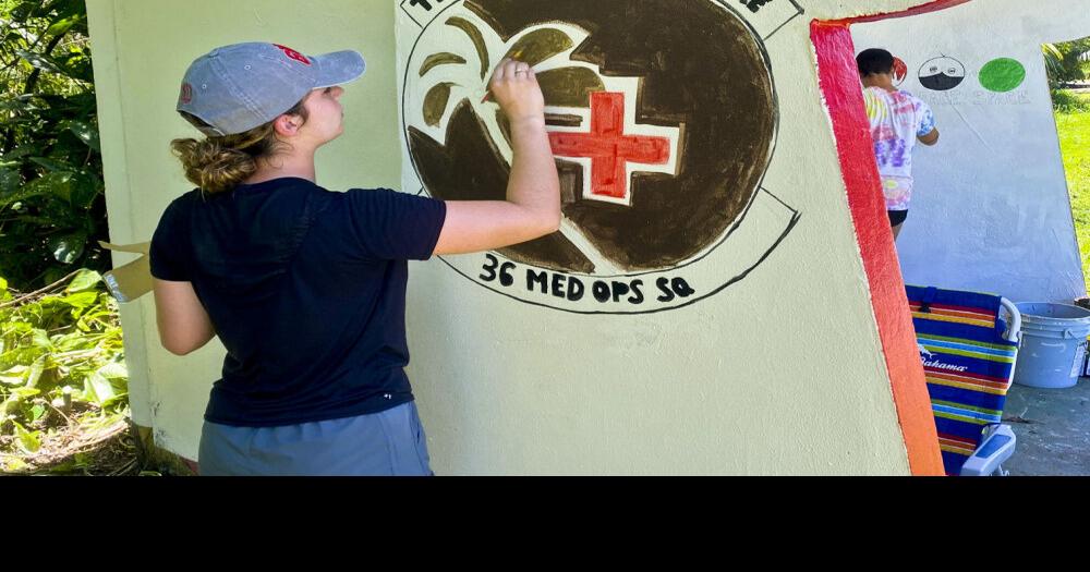 Airmen help beautify bus stops in Agat | Guam News | postguam.com