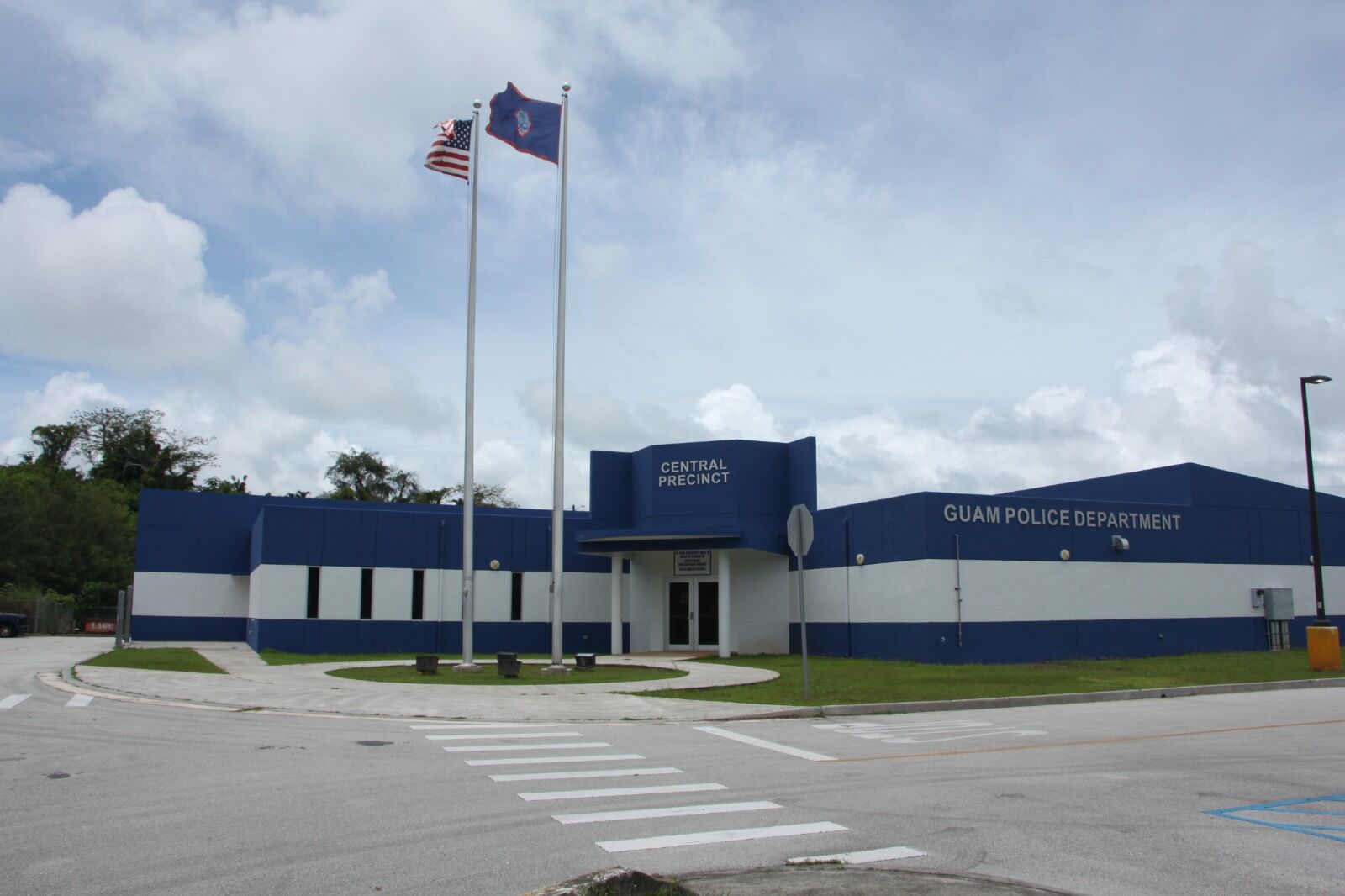 Injured woman brought to precinct dies at GMH | Local News | postguam.com