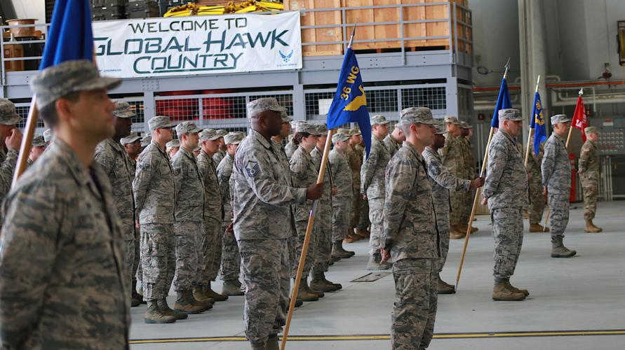 Boswell takes command of 36th Wing | Local News | postguam.com