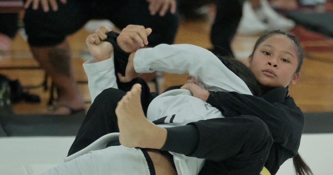 Hundreds roll in Påtgon Jiu Jitsu | Local Sports | postguam.com