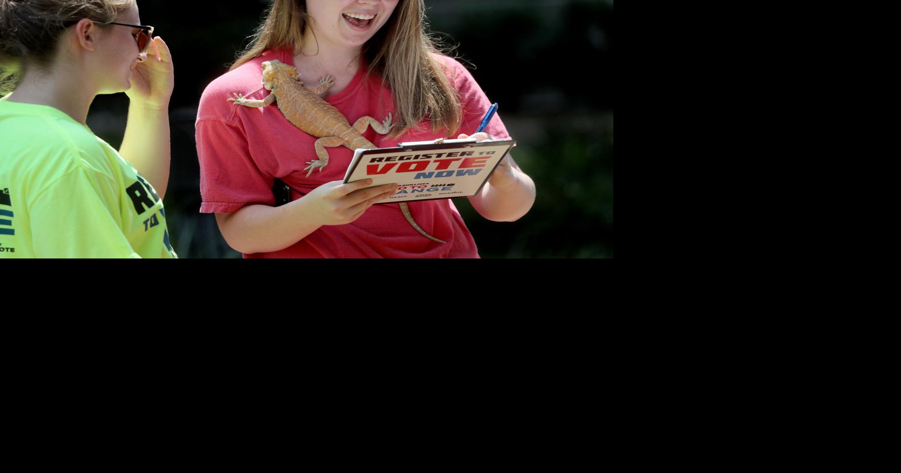 Parkland students return to first battleground | Nation | postguam.com