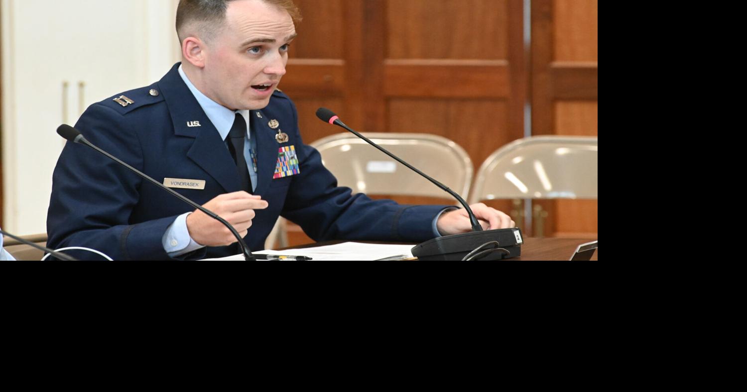 Measure seeks to allow military, dependents to keep US licenses | Local ...