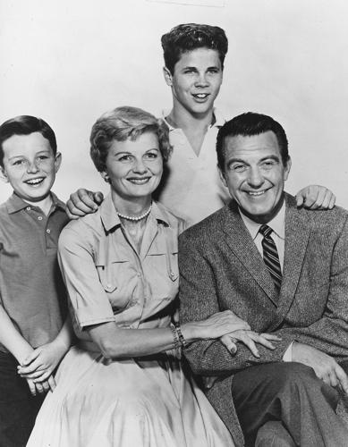 Why nostalgia for the 1950s of ‘Leave it to Beaver’ persists in America ...