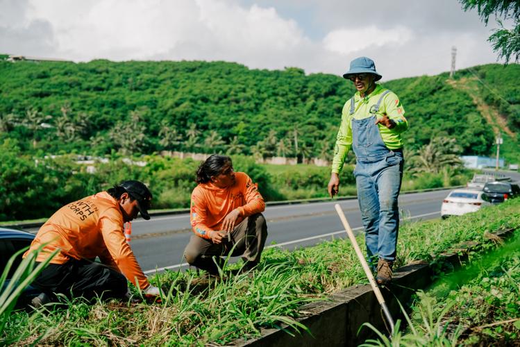 Yoña mayor plants vision for 'gateway to the South' along scenic ...