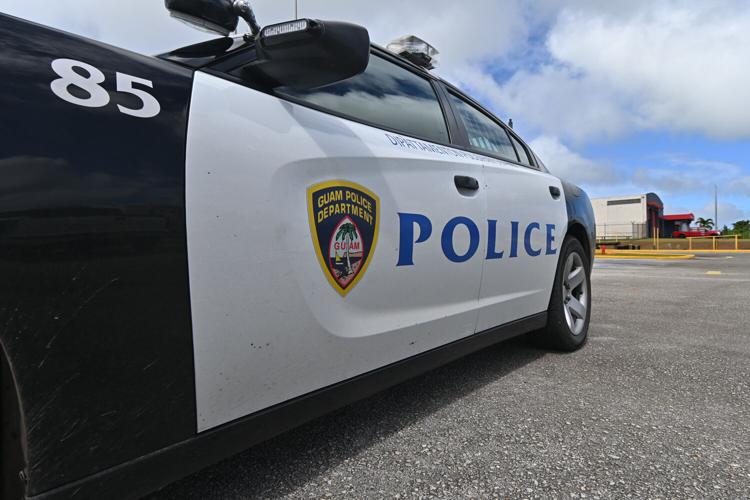 Suspect accused of disarming police officer after being tased | Local ...