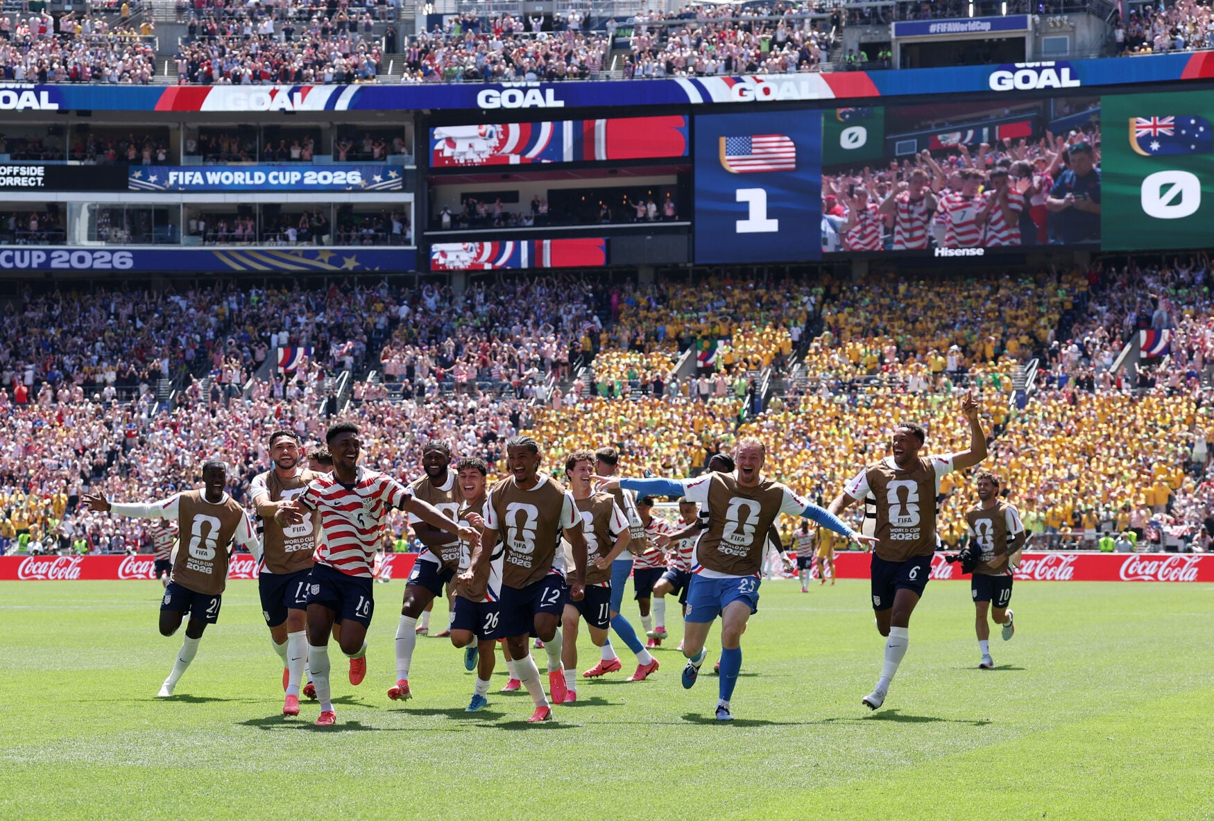 US beats Australia in Seattle World Cup match, advances to knockout ...