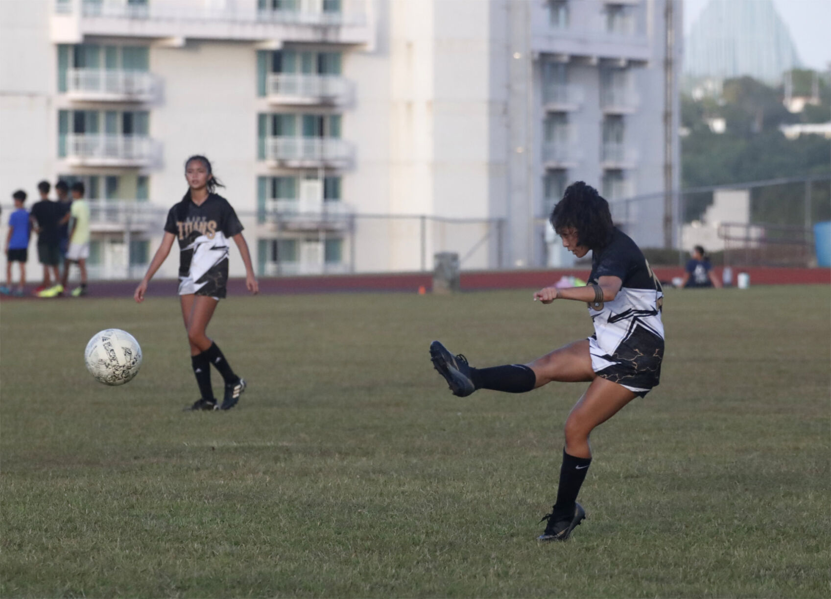 Titans’ Bianca Alave’s free kick gives team first goal of the season ...