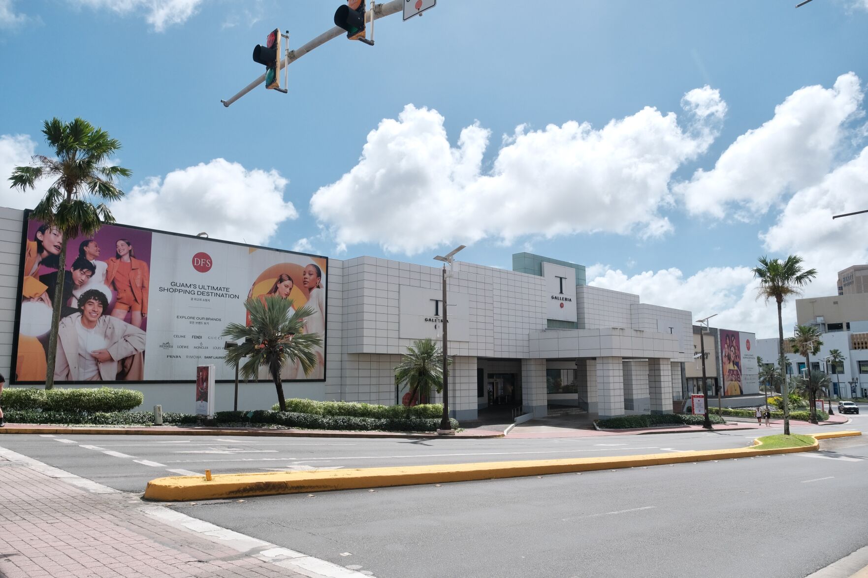 Luxury retailer DFS set to close its doors | Local News | postguam.com