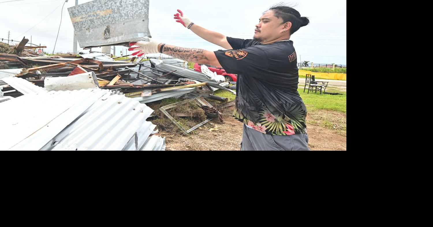 Residents scrap typhoon debris at Tiyan site | Local News | postguam.com