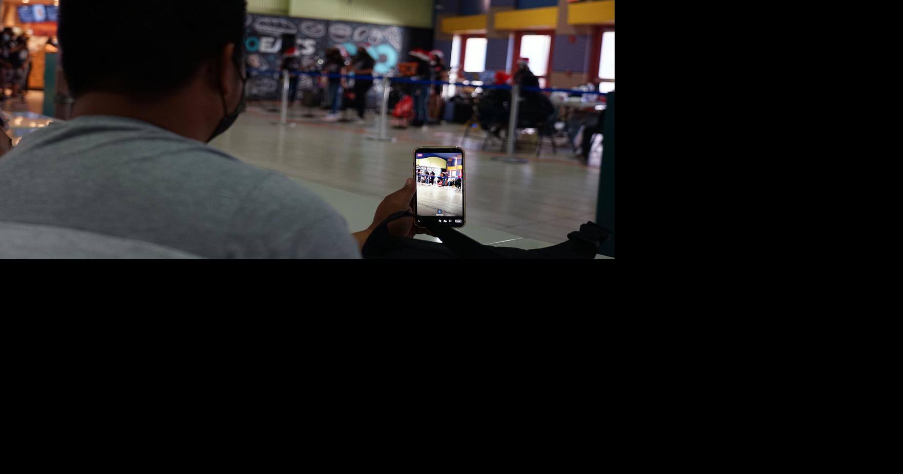 FBLG brings Christmas cheer to GPO | Guam News | postguam.com