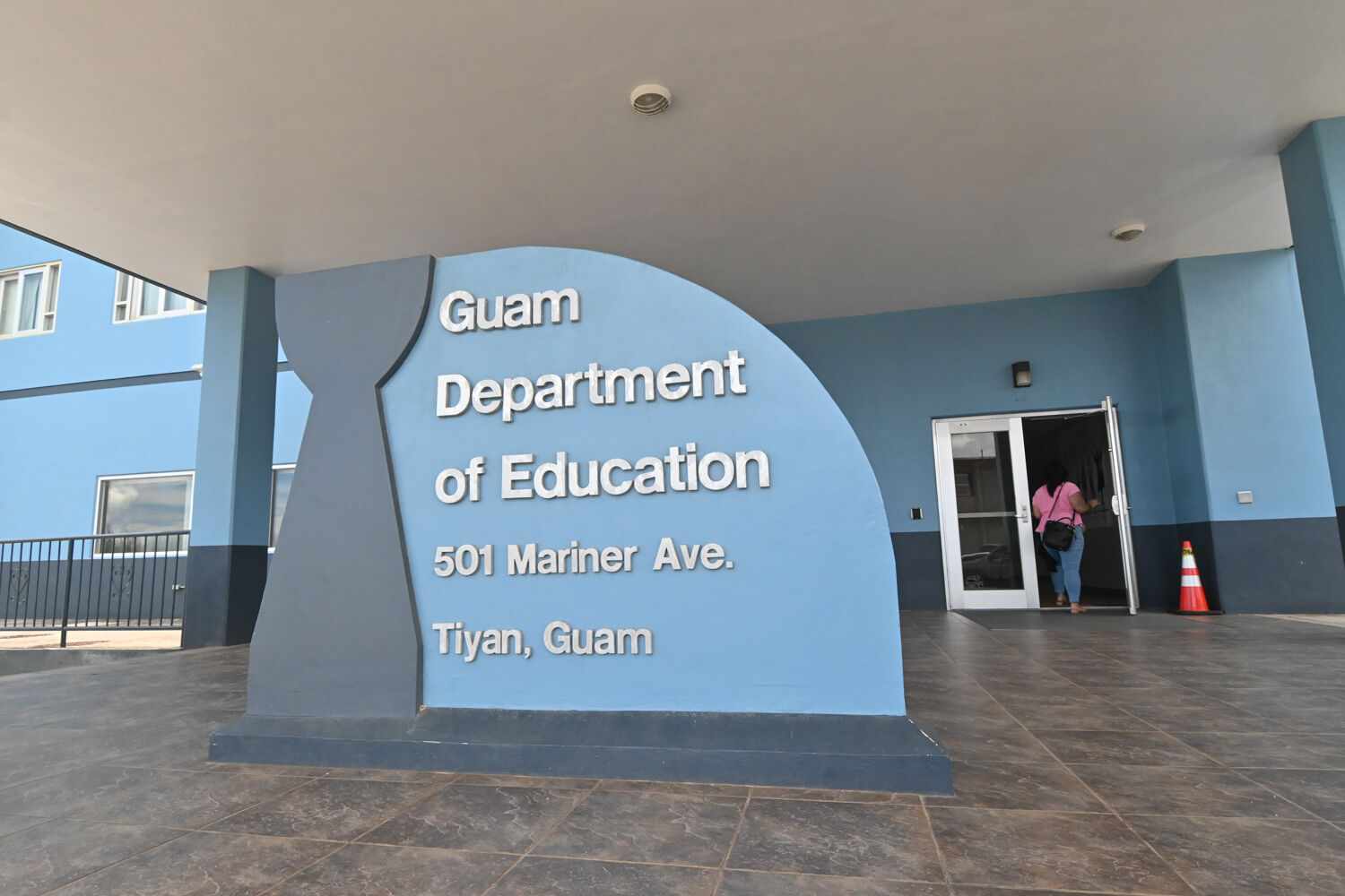 GDOE announces new deputy superintendents | Local News | postguam.com