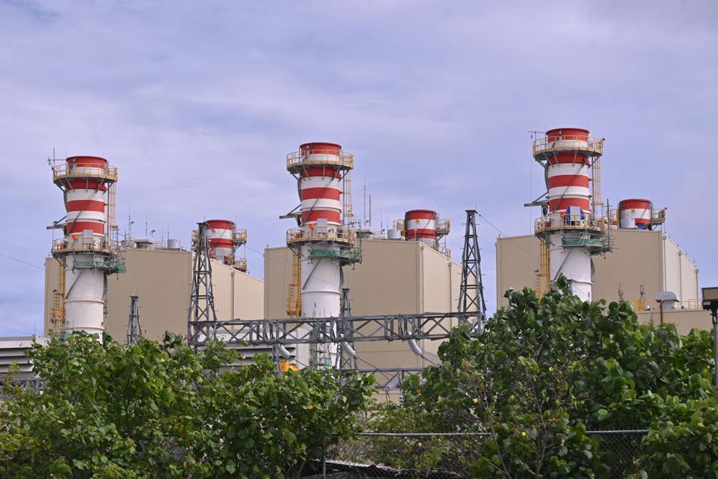 Residents asked to conserve power, rotating outages possible | Local ...