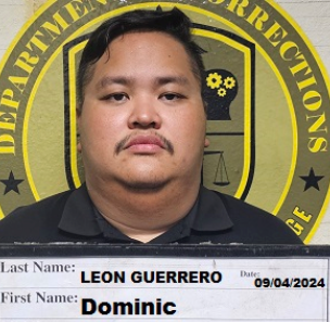 Teacher accused of molesting, exchanging nude photos with student, 17 | Local News | postguam.com