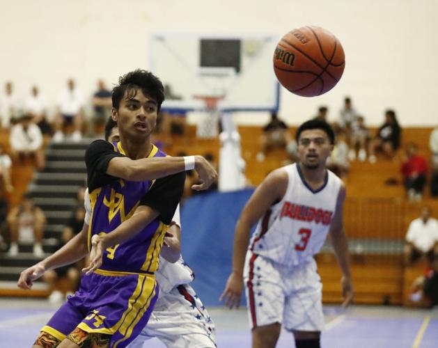 Geckos take basketball title from Bulldogs | Local Sports | postguam.com