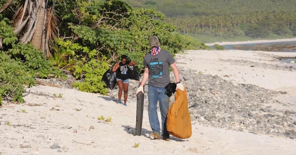 Volunteers help clean turtle nesting grounds | Local News | postguam.com
