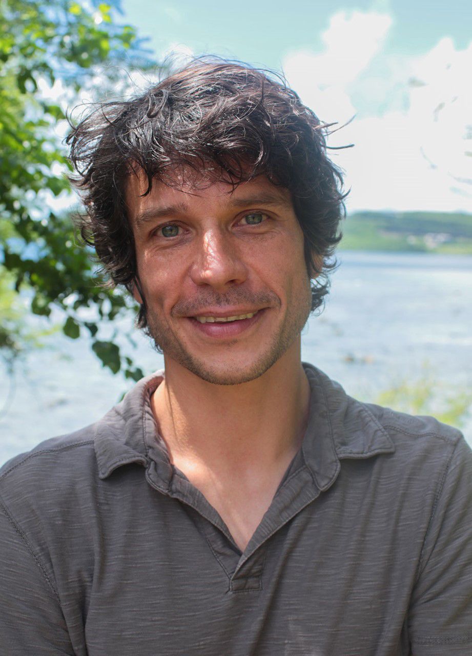 University names Schils director of marine lab | Local News | postguam.com