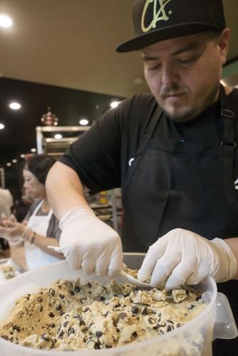 Patty Cakes' baker-mom O'Mallan passes down family knowledge | Maila Ta ...