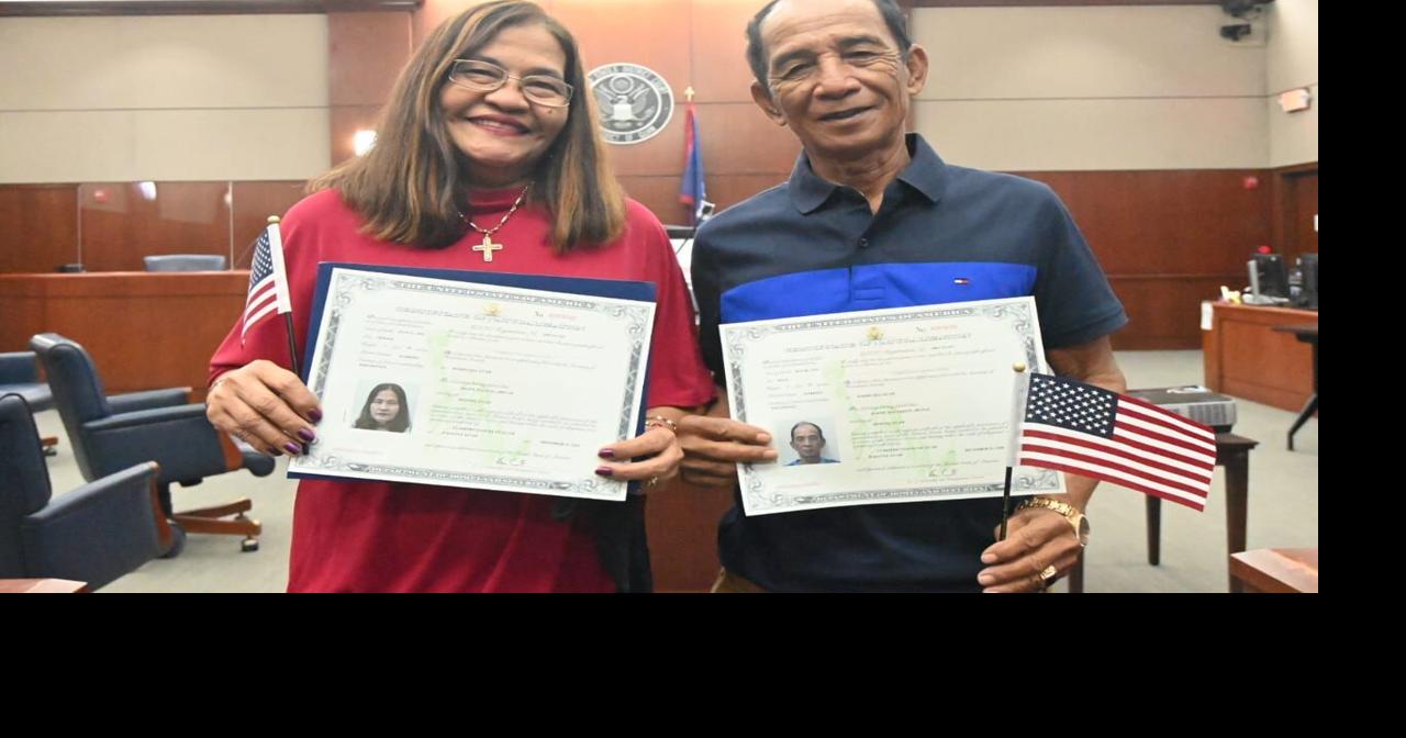 New US citizens take oath just before Christmas | Guam News | postguam.com