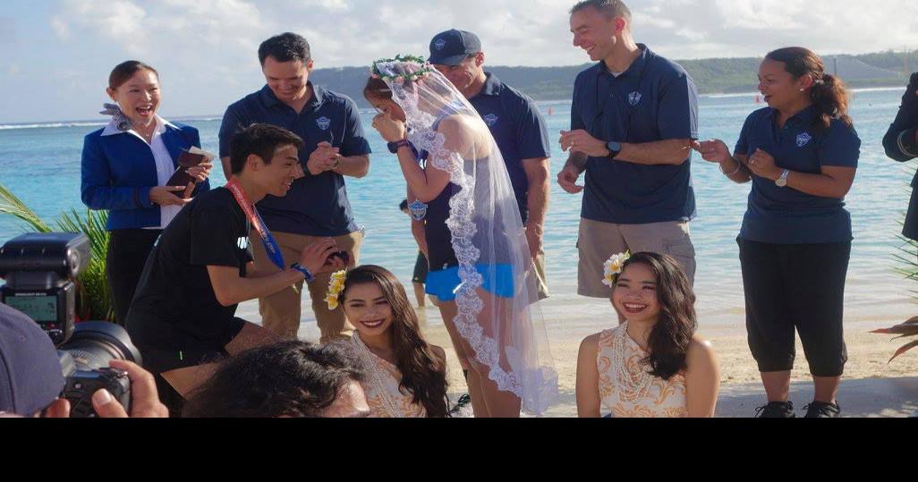 After running for miles, runner makes picture-perfect proposal | Guam ...
