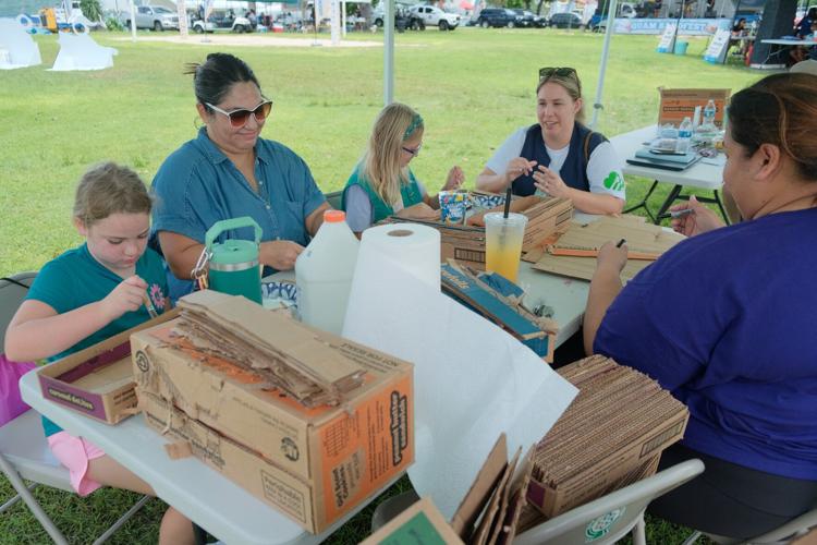 Sculptors bring beach to life in SandFest | Local News | postguam.com