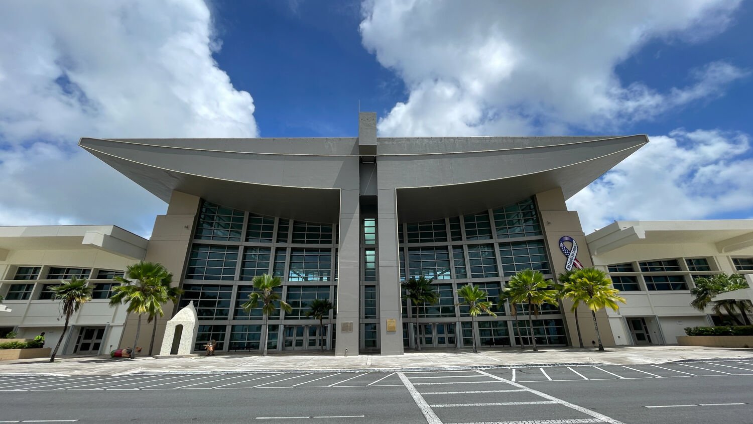 United Guam flights not impacted by FAA ordered reductions | Local News ...