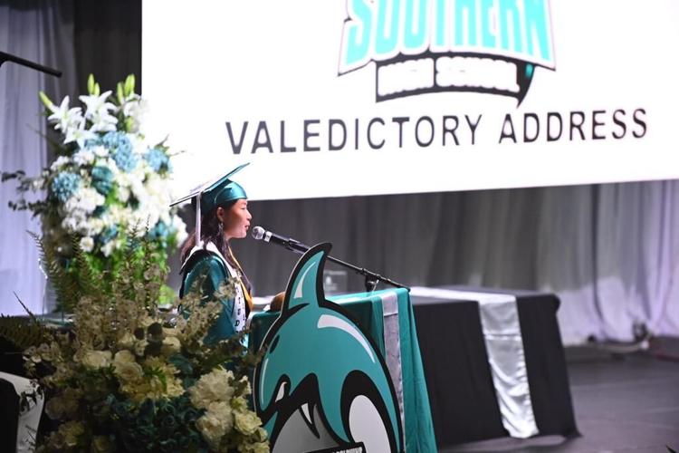 193 Dolphins graduate from Southern High School | Local News | postguam.com