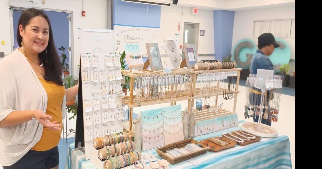 Young entrepreneurs 'Show & Sell' at GCC | Guam News | postguam.com