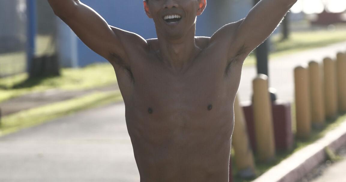 Sharon Hawley, Isaiah Santos win 50th GRC Marathon, JFK wins Ekiden ...