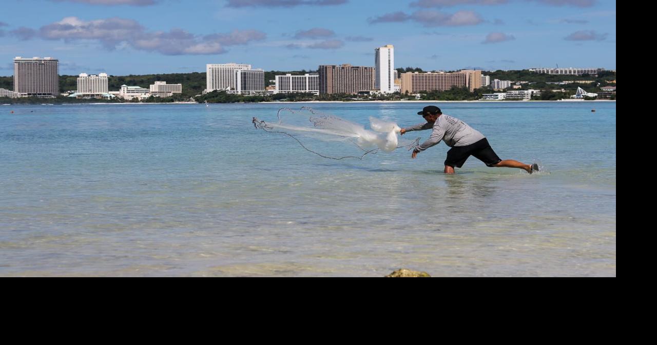 Net-throwing during mañåhak season | Local News | postguam.com