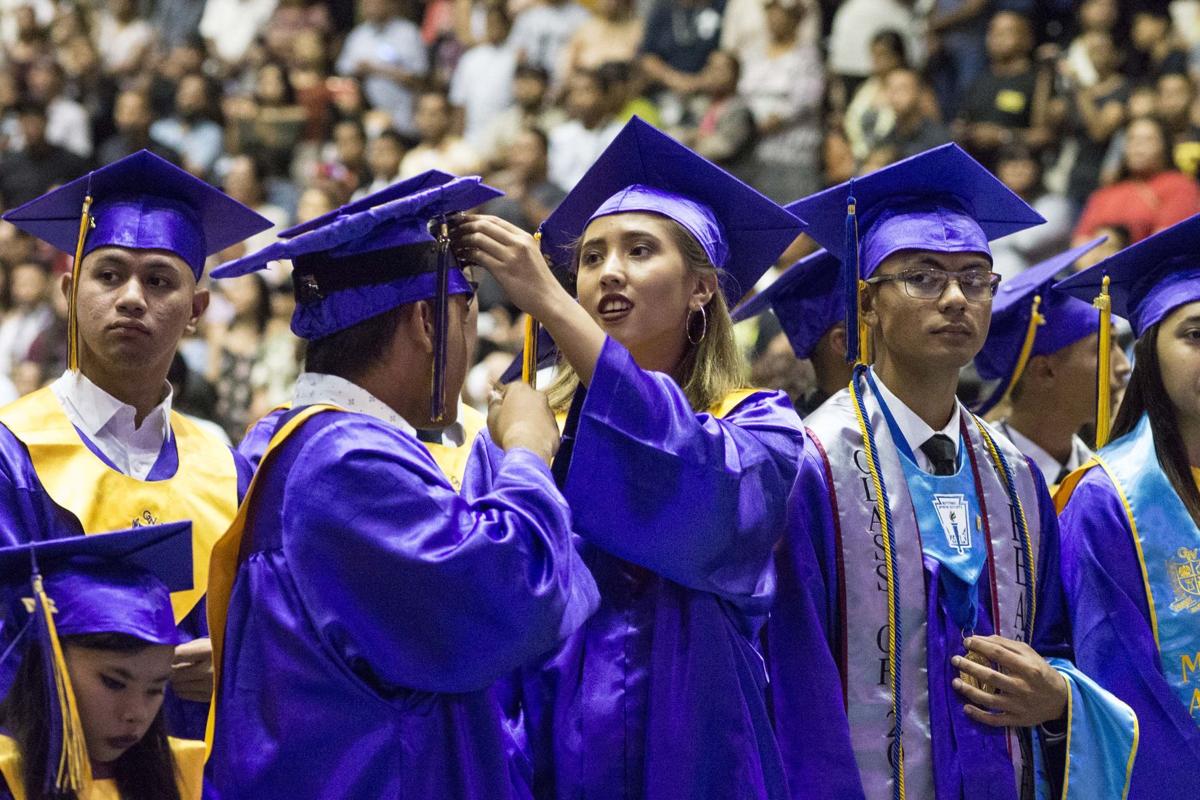 Gallery: GWHS class of 2017 | Multimedia | postguam.com