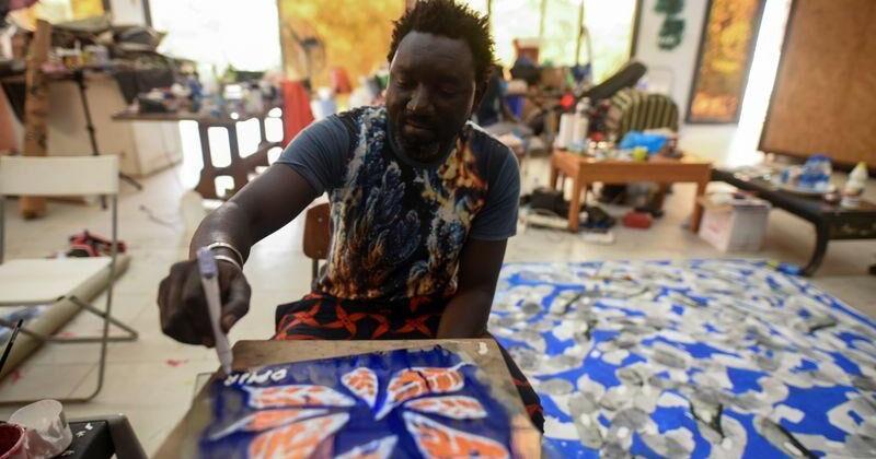Senegalese artist tackles politics and the pandemic with paint ...