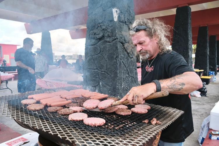 Guamanians hit the beach, fire up their grills to celebrate Fourth of ...