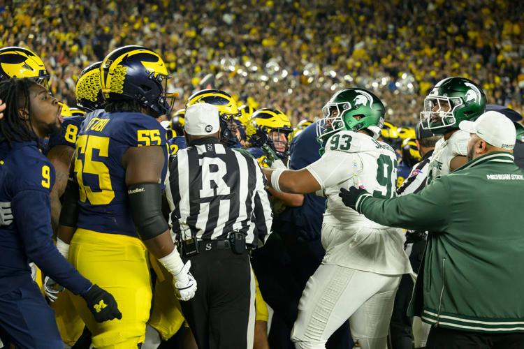 Michigan football isn't pointing fingers as Wolverines' offense ...