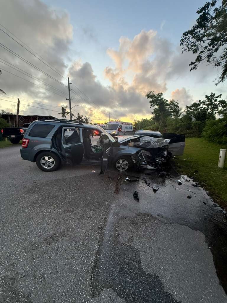 One fatality, three others injured in Latte Heights three-car pile up ...