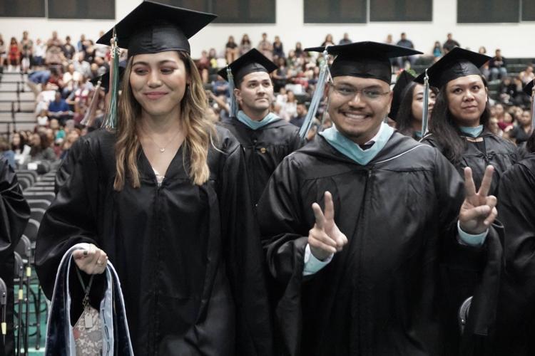 UOG Fanuchånan 2018 Commencement Ceremony | Local News | postguam.com