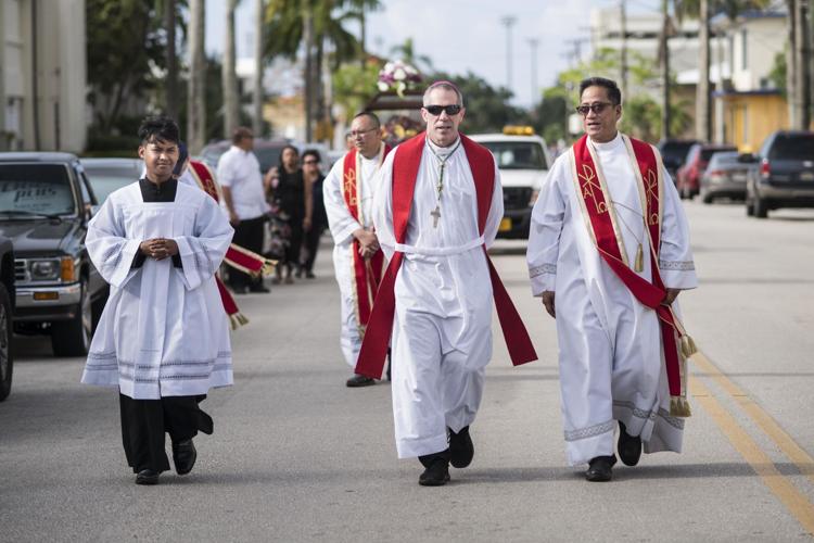 Catholic faith unshaken during Holy Week | Local News | postguam.com