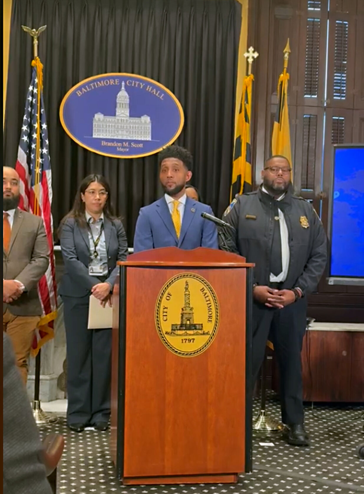 Baltimore mayor’s order limits ICE access, boosts immigrant protections ...