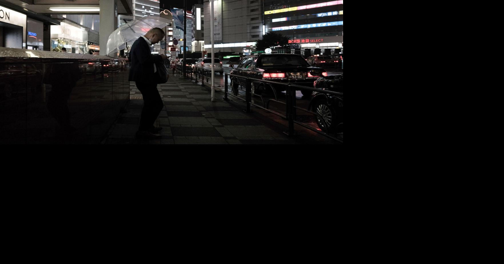 Stocks eke out gains, banks reverse sell-off | World Business ...