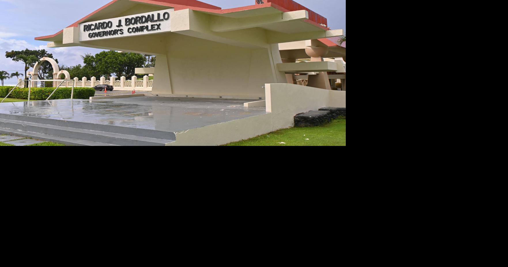 Adelup: Cabinet and senior staff sworn in | Local News | postguam.com