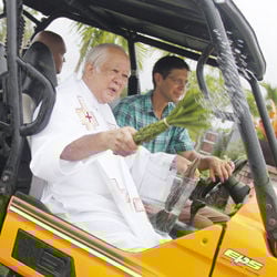 Monsignor mourned as 'very kind, loving' | Local News | postguam.com