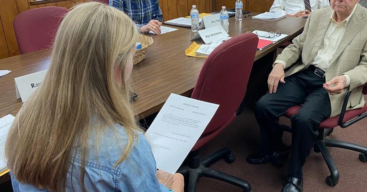 New Poteau School Board member sworn in; personnel matters approved ...