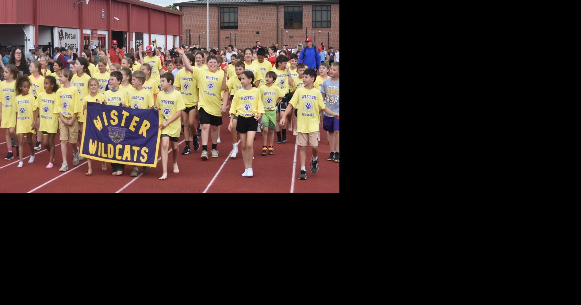 2024 Poteau Kiwanis Club Little Olympics parade of schools | Sports ...