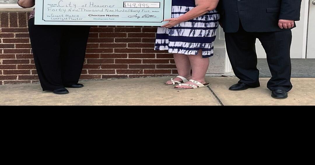 Choctaw Nation Donation to Heavener Lamplight Theater Project | News ...
