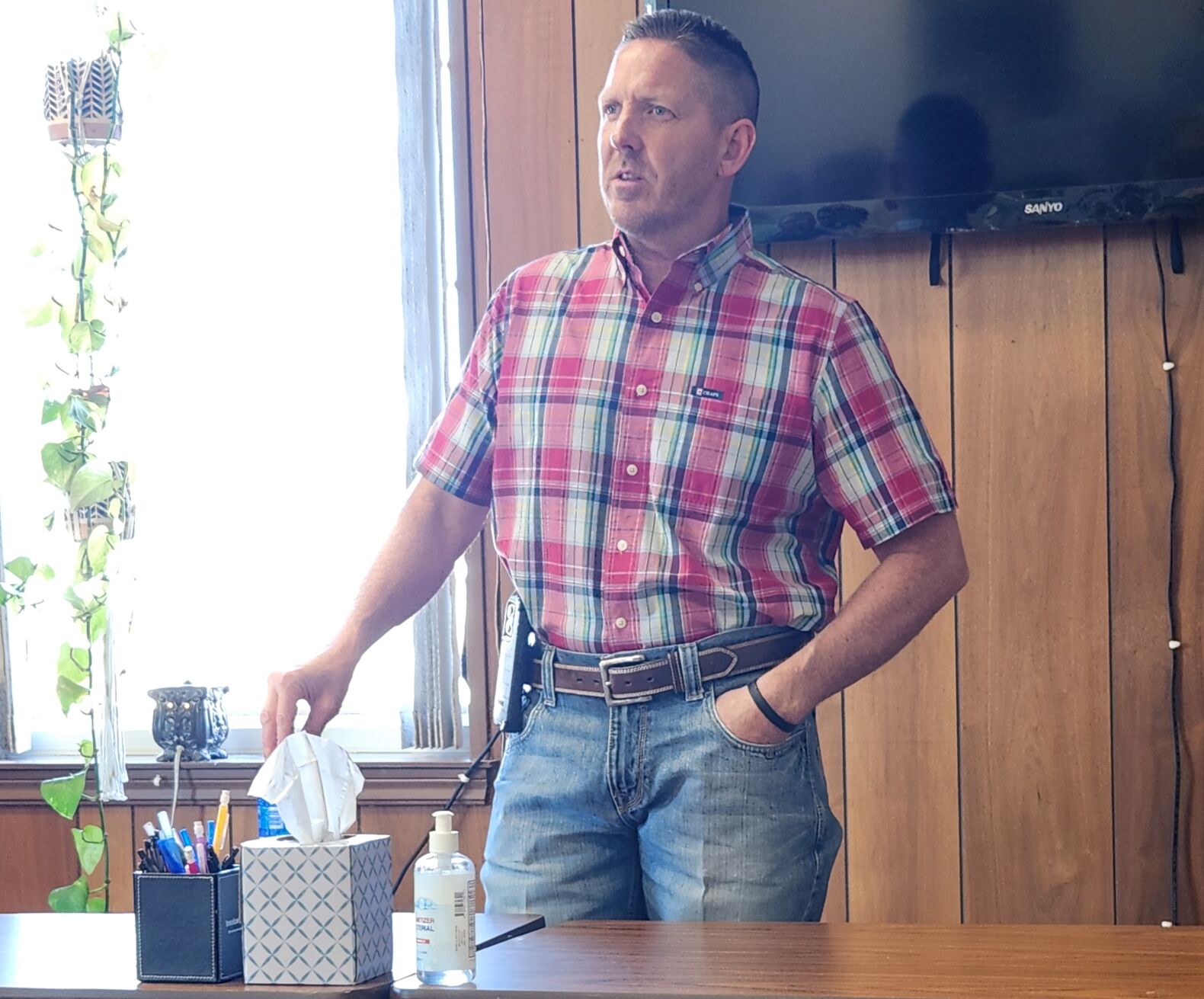 U.S. Rep. Brecheen announces Aug. 28 town hall in Poteau | Calendar ...