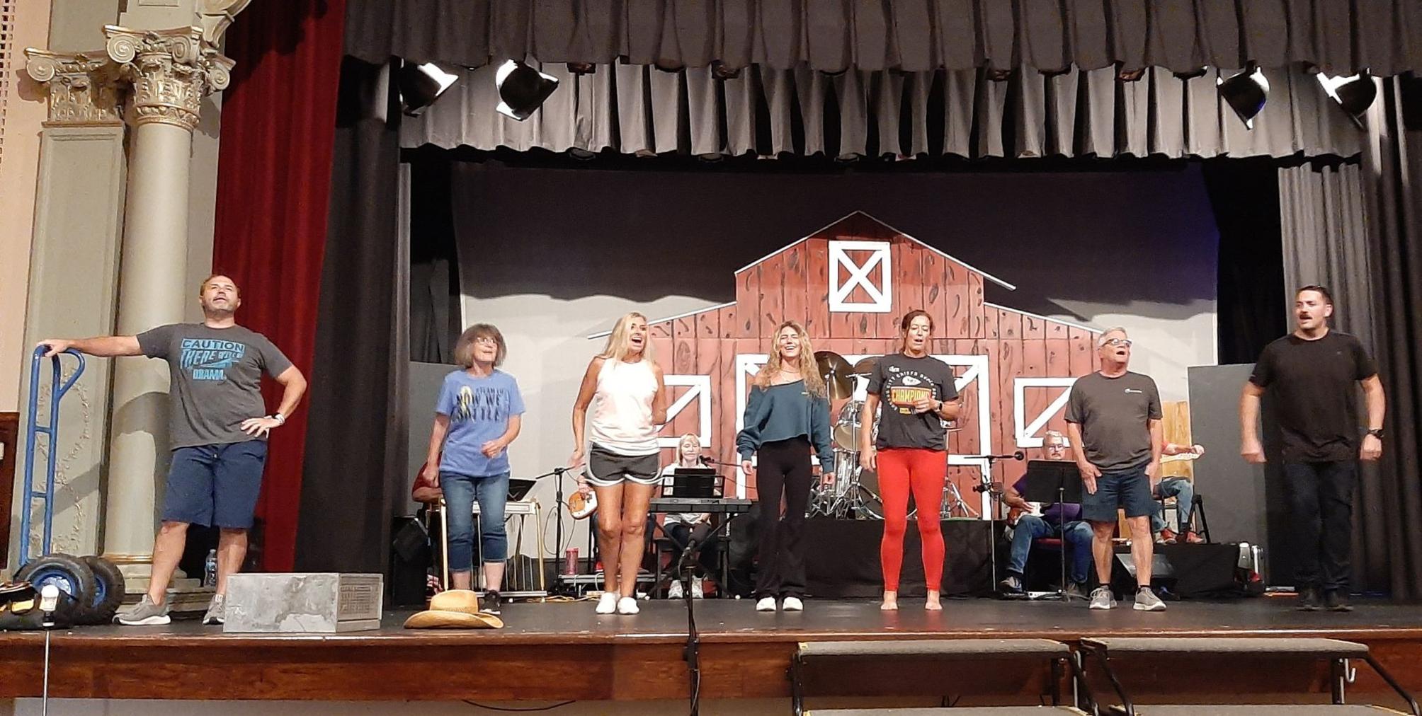 'Hoo Haw' returns to Columbian for 19th year | News | pottcotimes.com