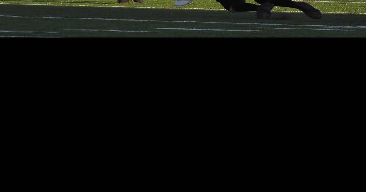 Raiders stumble at Clay Center in season opener | Sports | pottcotimes.com