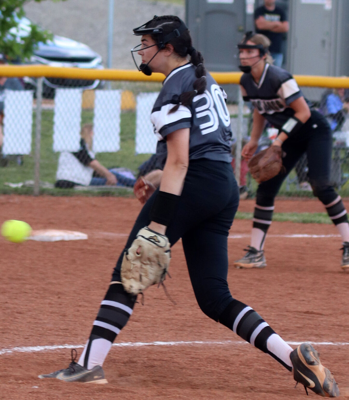 Lady Mustang softball returns to state | Sports | pottcotimes.com